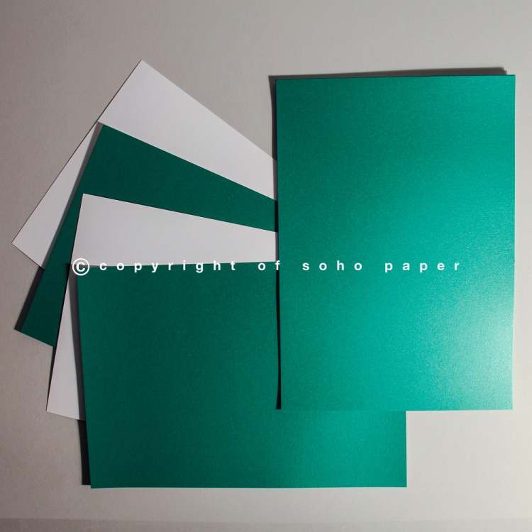 Centura Pearl Xmas Green Card 310gsm - Great Prices! - Soho Paper